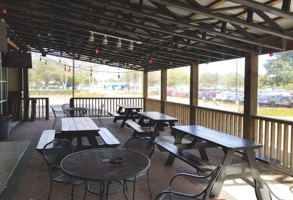 Weather Protected Dining Space | ETP Tarps and Curtains
